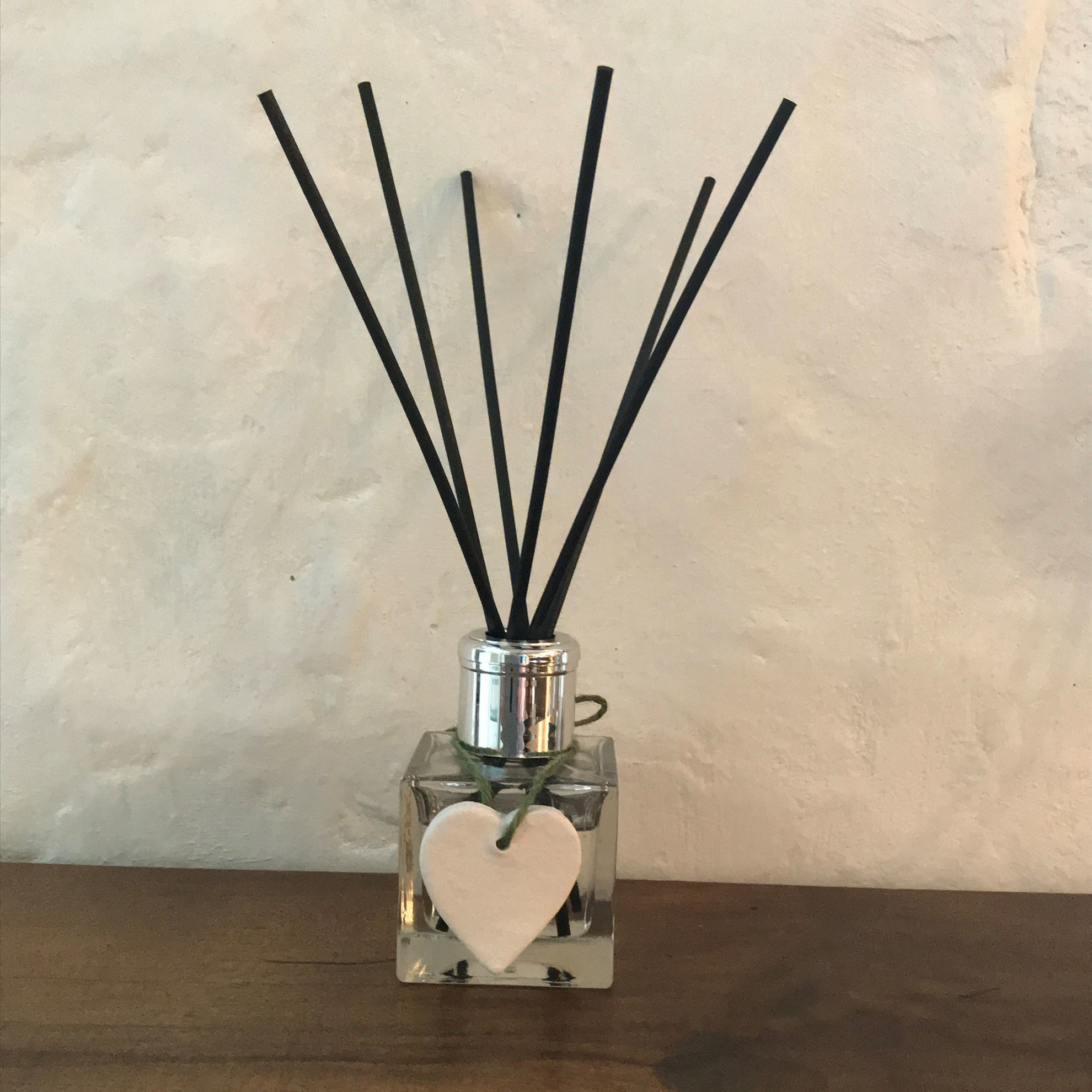 Rose Cottage Croft. Rumina's Roses Reed Diffuser